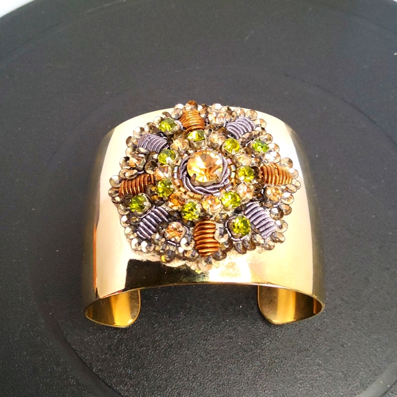 AV.MAX NY | Jewelry | Avmax Ny Vintage Goldtone Cuff Bracelet | Poshmark